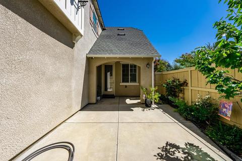 4117 Harlan Ranch Blvd, Clovis, CA 93619 | 27 Photos | MLS #582962 - Movoto