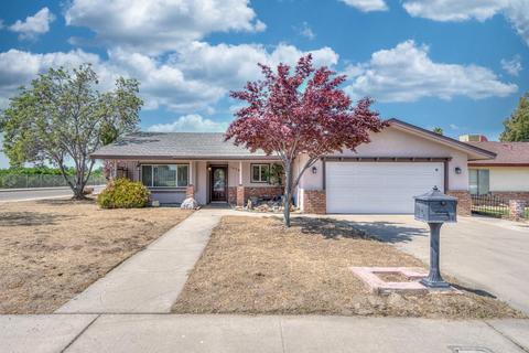1015 N Wilson Pl, Porterville, CA 93257 | 1 photo - Movoto