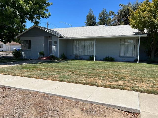 259 S Reed Ave, Reedley, CA 93654 | 26 Photos - Movoto