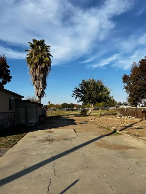 1803 Lopes Ave, Merced, CA 95341 | 25 Photos - Movoto