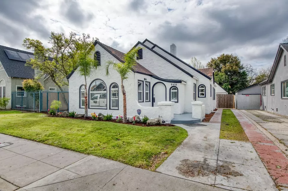 940 E Clinton Ave, Fresno, CA 93704 | 32 Photos - Movoto