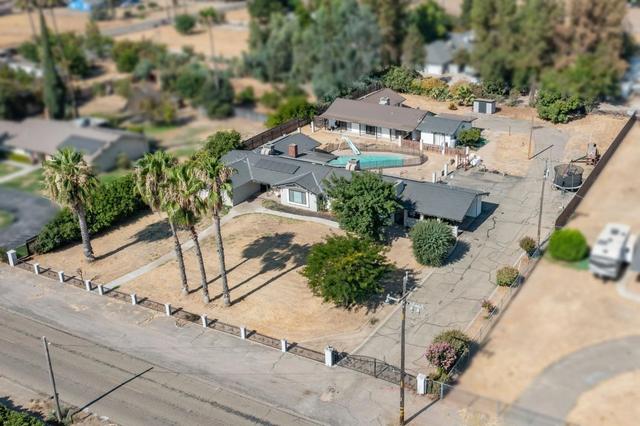 1407 S De Wolf Ave, Fresno, CA 93737 - Movoto