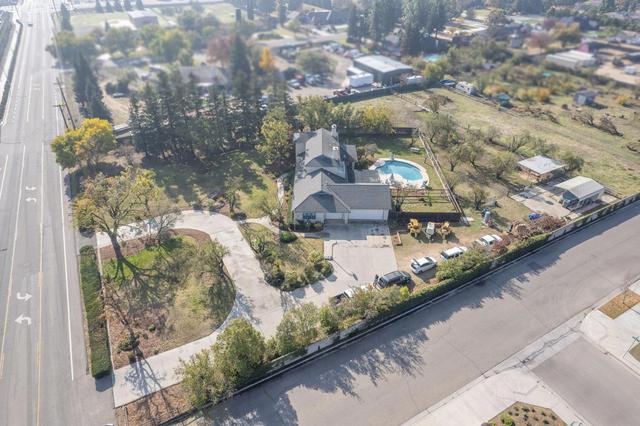 4665 N Bryan Ave, Fresno, CA 93723 | MLS# 622164 | 69 Photos - Movoto