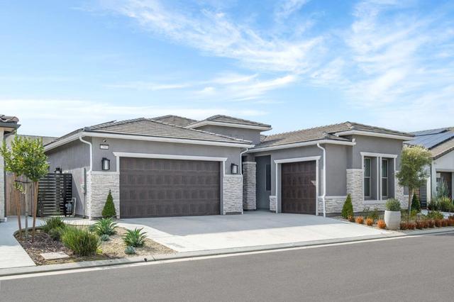 1831 E Clubhouse Dr, Fresno, CA 93730 - Movoto