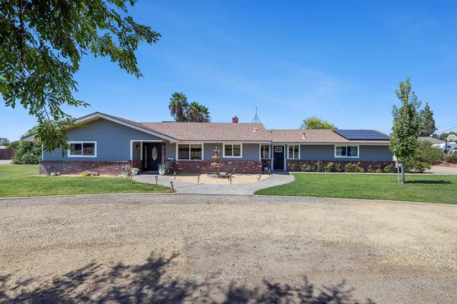 6589 N De Wolf Ave, Clovis, CA 93619 | 46 Photos - Movoto