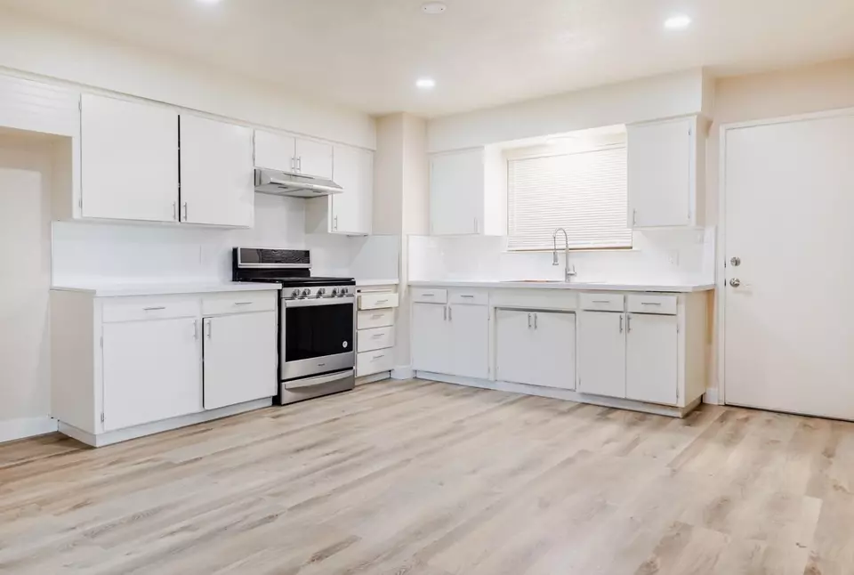 12644 W H, Biola, CA 93606 | MLS# 643398 | 29 Photos - Movoto