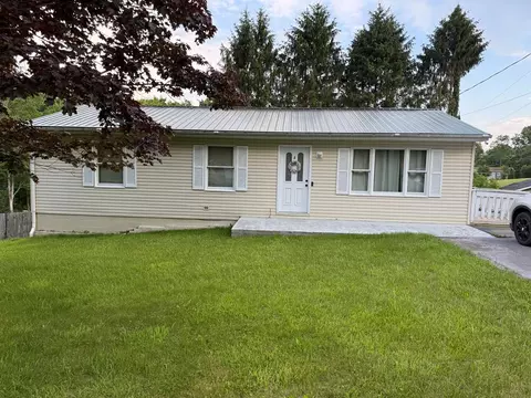 10636 Arbor Rd, Wise, VA 24293 | MLS# 100088 | 32 Photos - Movoto