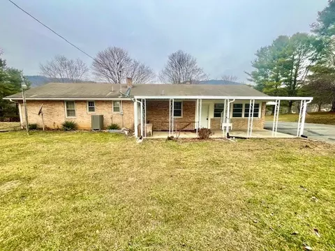 5125 E Lee Hwy, Max Meadows, VA 24360 | 96 Photos - Movoto