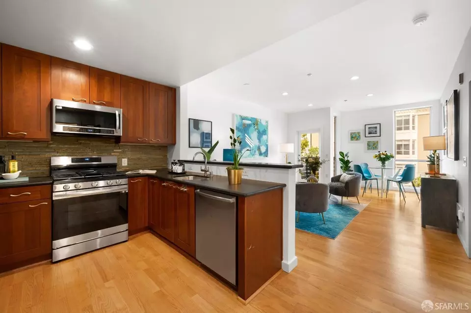 1521 Sutter St #302, San Francisco, CA 94109 | 21 Photos - Movoto