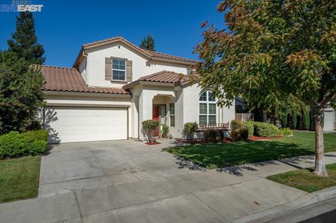 1418 Grand Oak Way, Oakdale, CA 95361 | 23 Photos - Movoto