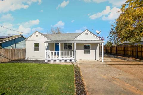 2209 North Ave, Sacramento, CA 95838 | 32 Photos | MLS #41016425 - Movoto
