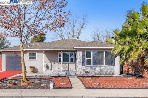 1611 Carlton Ave, Modesto, CA 95350 | 15 Photos - Movoto