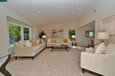 5576 Trailside Ct, Castro Valley, CA 94552 | 59 Photos - Movoto