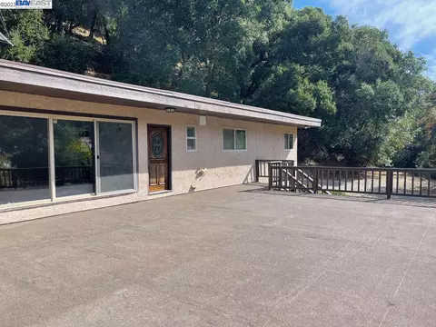 34548 Palomares Rd, Castro Valley, CA 94552 | 21 Photos - Movoto