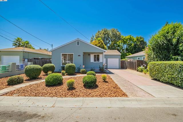 21675 Willow Ct, Hayward, CA 94541 | 26 Photos - Movoto