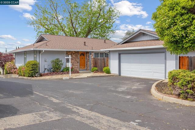 5571 Sepulveda Ct, Concord, CA 94521 | MLS# 41093633 | 50 Photos - Movoto