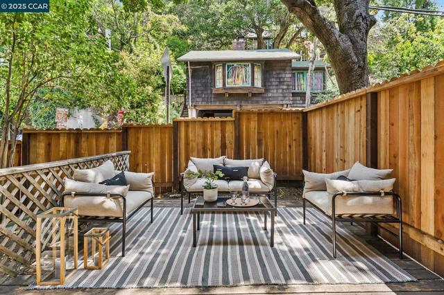 2 Panoramic Way #101, Berkeley, CA 94704 | MLS# 41100938 | 38 Photos ...