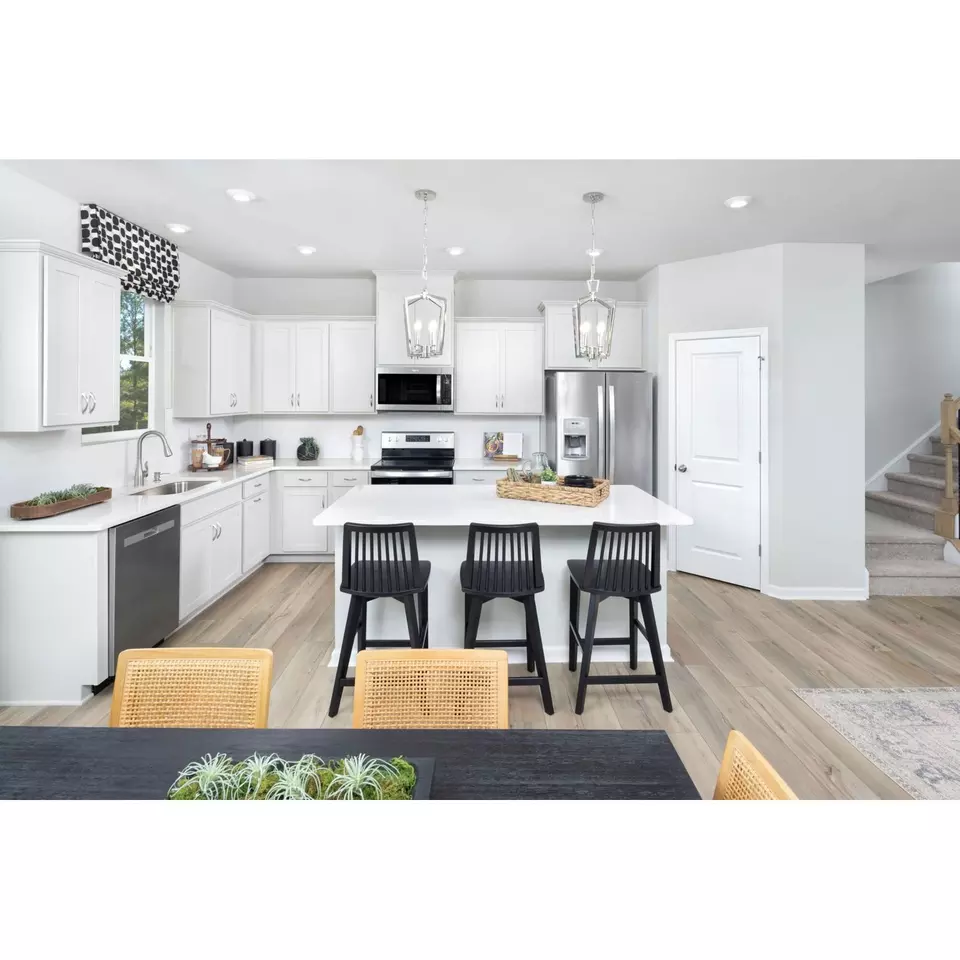 304 Laura Elizabeth Ln, Clover, SC 29710 | MLS# 0g0raglv2dc | 10 Photos - Movoto