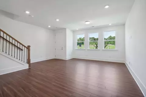 1623 Aeslin Dr NW, Atlanta, GA 30318 | 66 Photos - Movoto