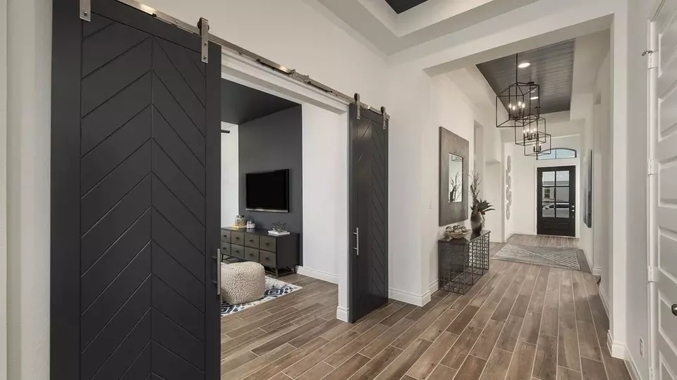 445 Bay Breeze Dr, Kyle, TX 78640 | MLS# 18c5cbddf7ad2285 | 53 Photos ...