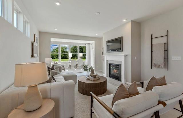 610 Peterson Rd, Libertyville, IL 60048 | MLS# 5974e88405a972e0 | 37 ...