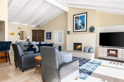 1706 W Oceanfront, Newport Beach, CA 92663 | 57 Photos - Movoto