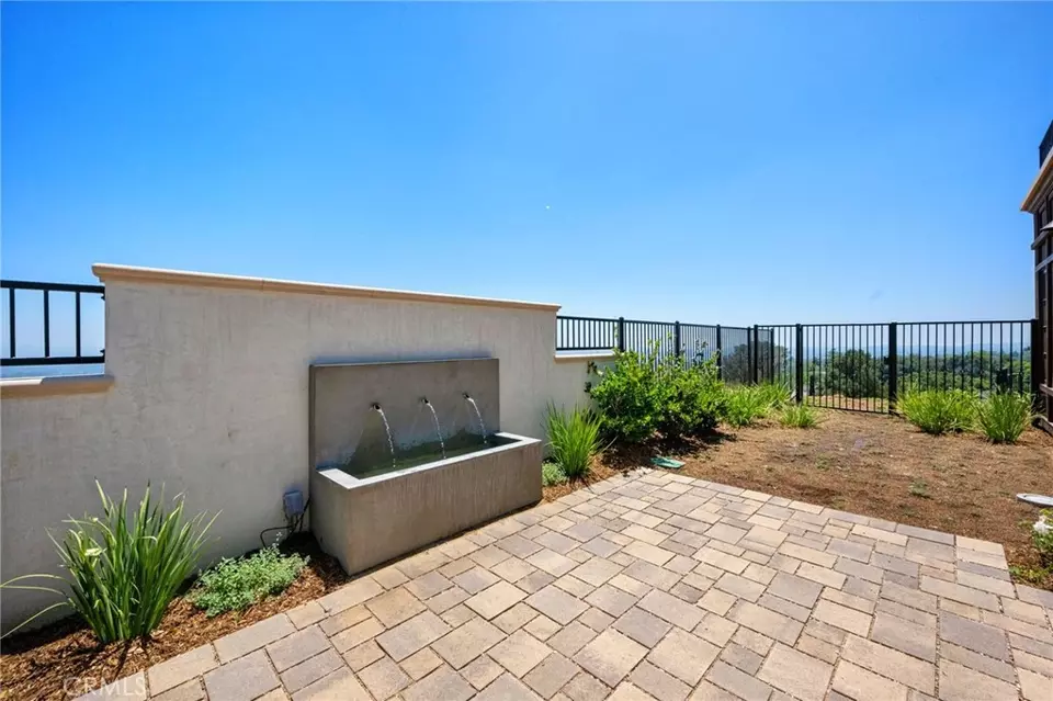 9 Nathaniel Ter, Sierra Madre, CA 91024 | MLS# AR26001868 | 37 Photos ...