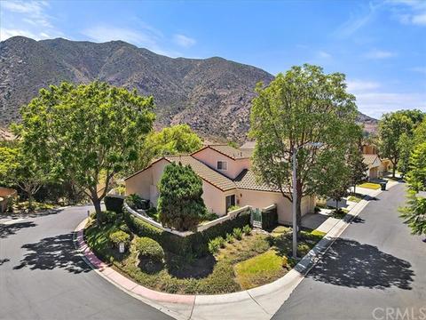 855 Vista Arriago, Camarillo, CA 93012 | 33 Photos | MLS #CV22183902 ...