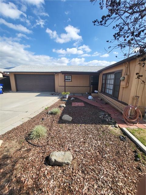 7541 Newcomb St, San Bernardino, CA 92410 | 16 Photos | MLS #CV23026192 ...