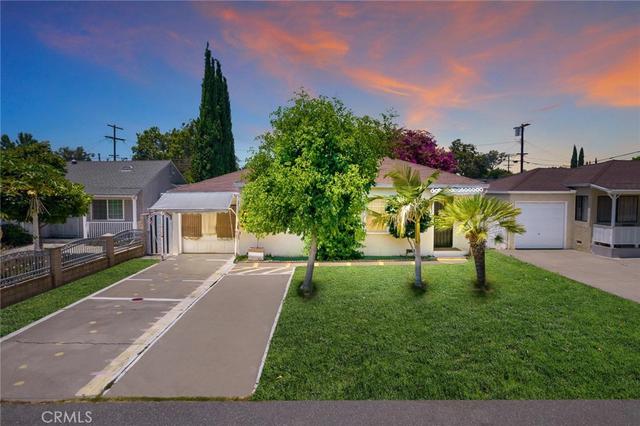1913 S Charlotte Ave, San Gabriel, CA 91776 | 34 Photos | MLS # ...