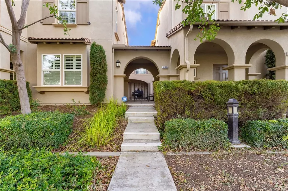 8160 W Preserve, Chino, CA 91708 | 49 Photos - Movoto