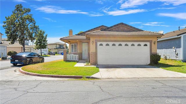 880 S Rexford St, Rialto, CA 92376 | 37 Photos - Movoto