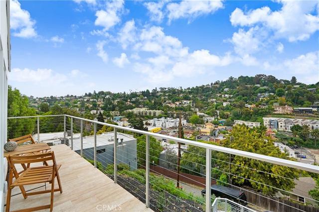 3811 Sunset, Los Angeles, CA 90027 | 7 Photos - Movoto
