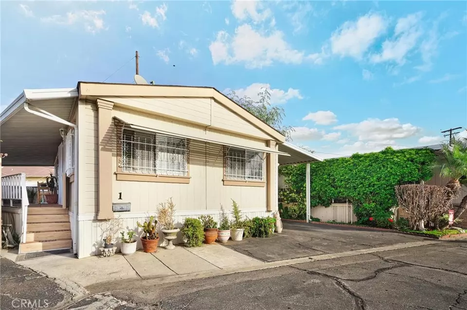 12737 Rosecrans, Norwalk, CA 90650 | 27 Photos - Movoto