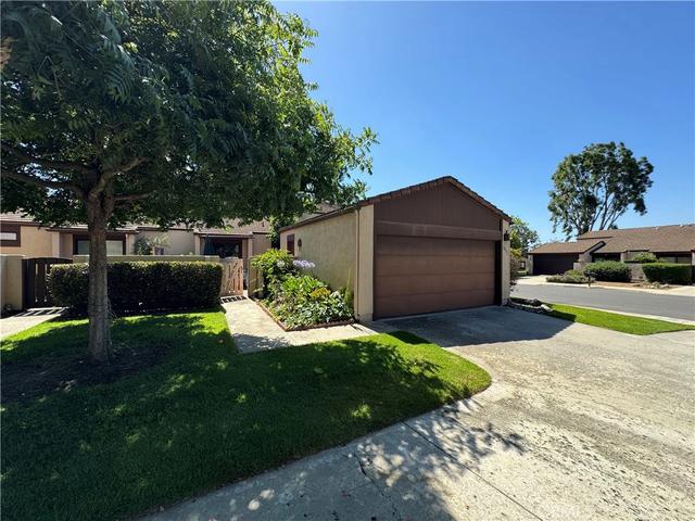 2093 Golden Circle Dr, Escondido, CA 92026 | 3 Photos - Movoto