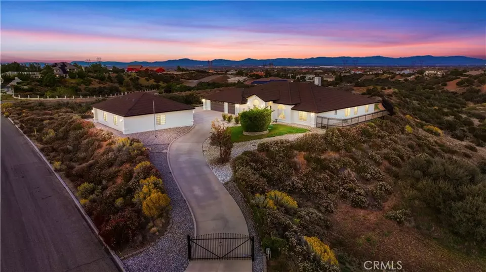 6523 Landover Rd, Oak Hills, CA 92344 | 75 Photos - Movoto