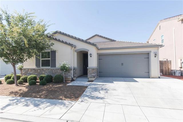 3835 Hampton Way, Clovis, CA 93619 | MLS# FR25138681 | 43 Photos - Movoto