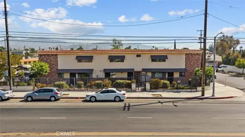 7904 Laurel Canyon Blvd #3, North Hollywood, CA 91605 | 28 Photos - Movoto