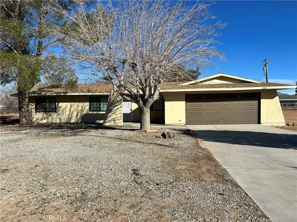 15815 Wichita Rd, Apple Valley, CA 92307 | 17 Photos - Movoto