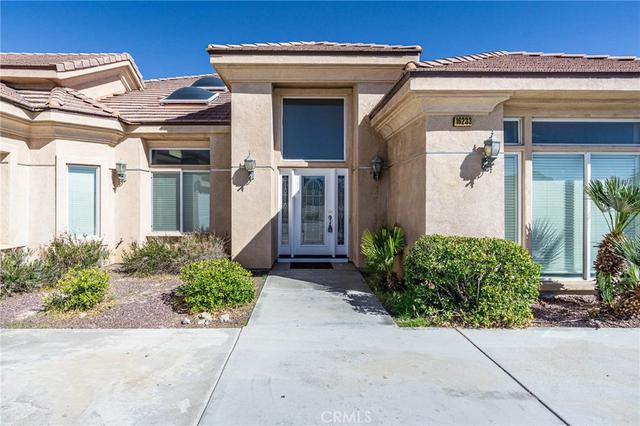 16232 Ridge View Dr, Apple Valley, CA 92307 | MLS# HD25007934 | 58 ...