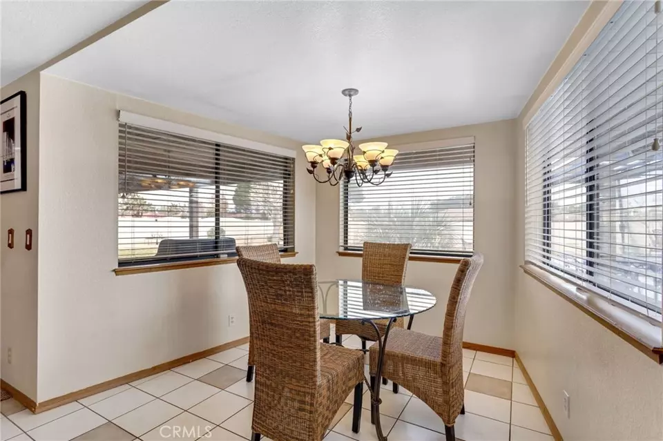 20360 Ituma, Apple Valley, CA 92308 | MLS# HD26016772 | 66 Photos - Movoto
