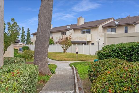 1184 Mohave Dr, Colton, CA 92324 | 35 Photos | MLS #IV23002925 - Movoto