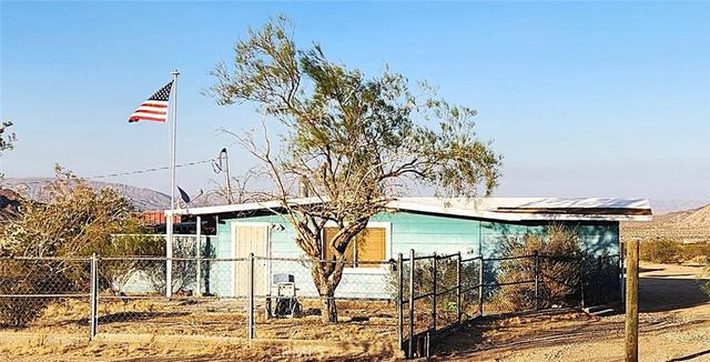 4675 Kickapoo Trl, Landers, CA 92285 | MLS# JT25138225 | 14 Photos - Movoto