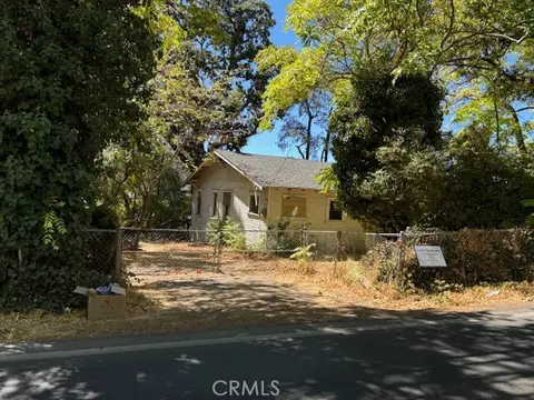 13775 Lakeshore Dr, Clearlake, CA 95422 | 14 Photos - Movoto