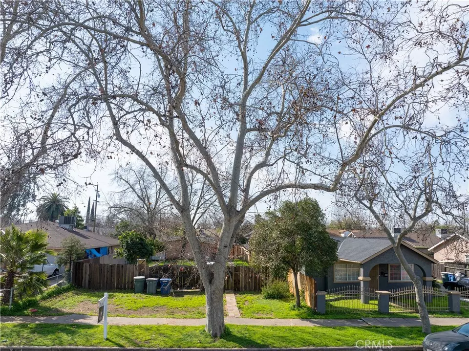 830 W 13th St, Merced, CA 95341 | 21 Photos - Movoto
