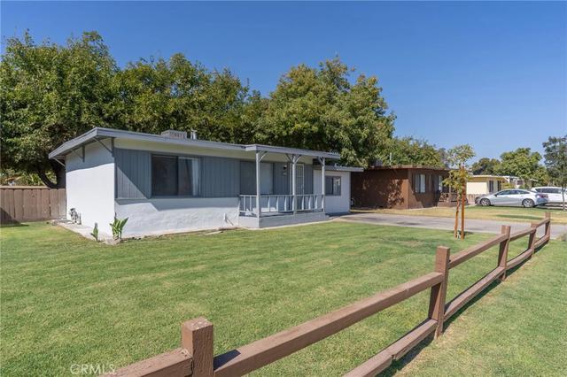 2207 Meadowbrook Ave, Merced, CA 95348 | 23 Photos - Movoto