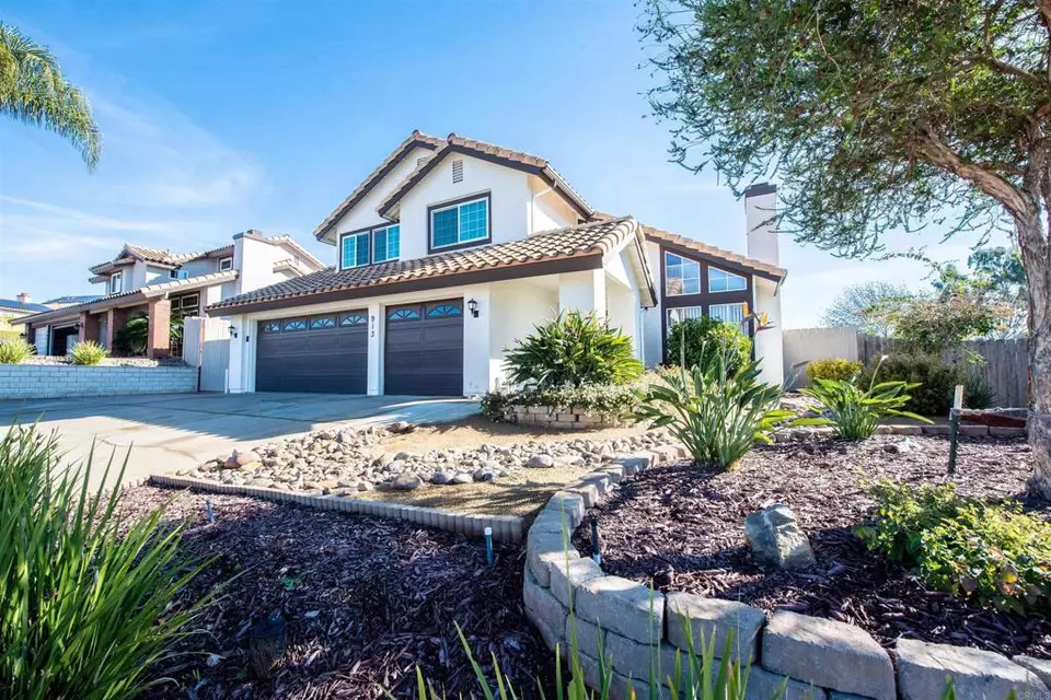 913 Homestead Pl, Escondido, CA 92026 | 34 Photos - Movoto