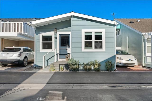 Lido Peninsula Resort, Newport Beach, CA Real Estate & Homes For Sale ...