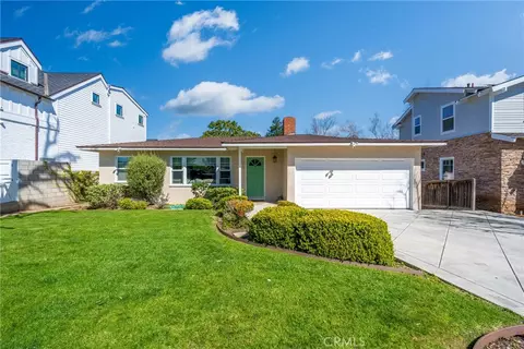 629 Saint James Rd, Newport Beach, CA 92663 | 20 Photos - Movoto