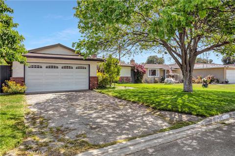 11452 True Way, Garden Grove, CA 92840 | 12 Photos - Movoto